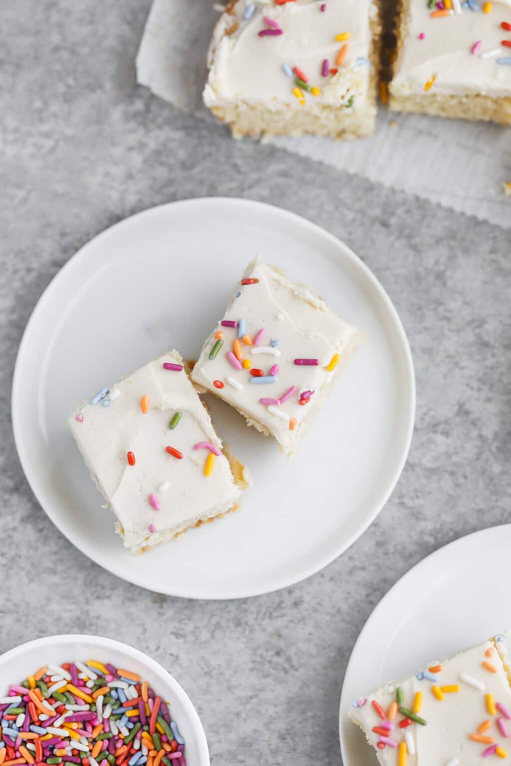Easy Vanilla Cake (One Bowl and Vegan!)