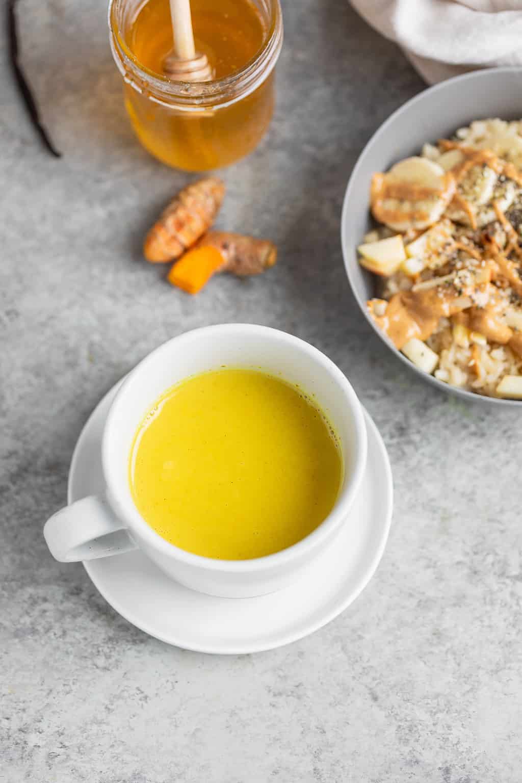 Golden Milk (Turmeric Milk Latte) - Delish Knowledge