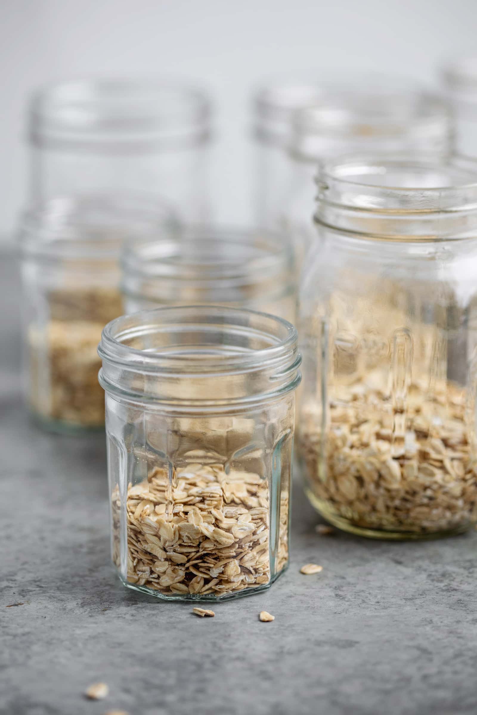 How to Make Overnight Oats (Ultimate Guide) - Delish Knowledge