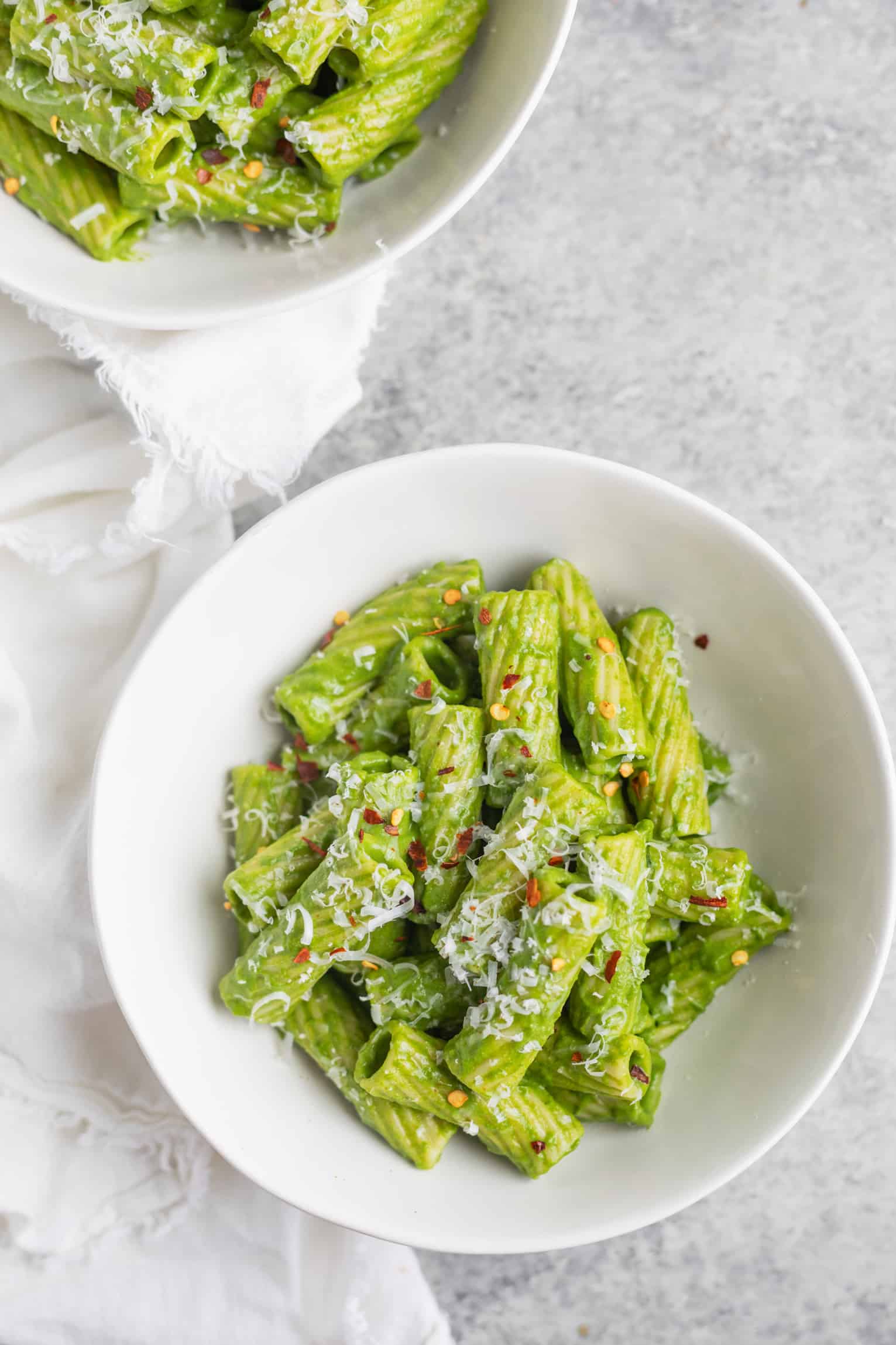 Pasta in Green Sauce (Green Pasta) - Delish Knowledge