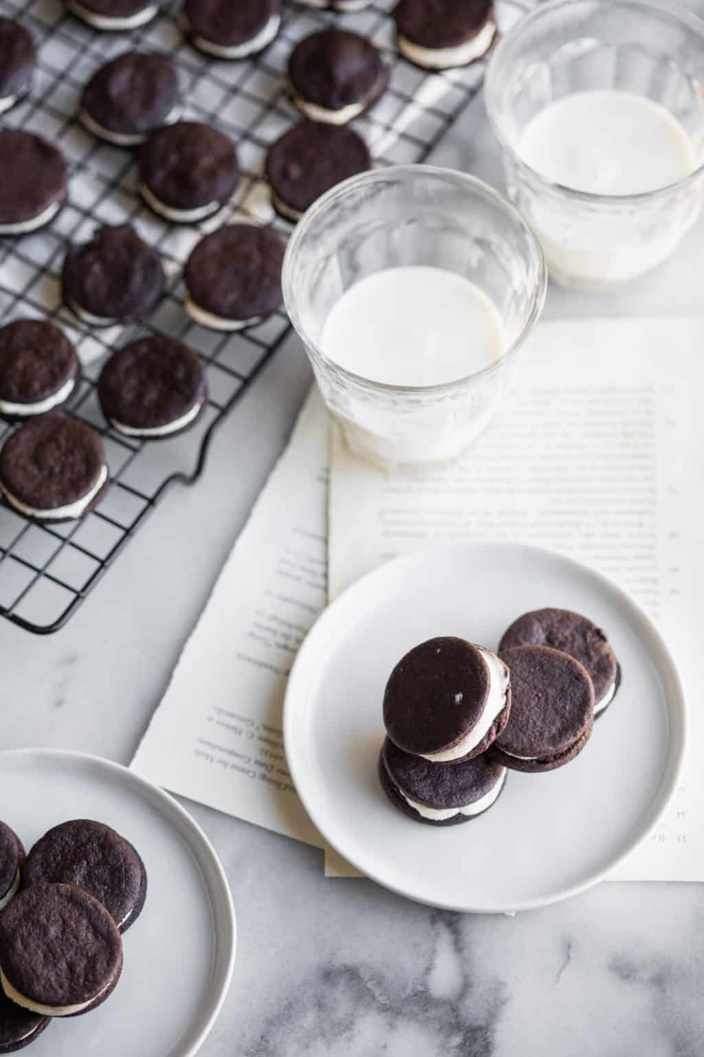 Homemade Oreo Cookies Recipe - Delish Knowledge