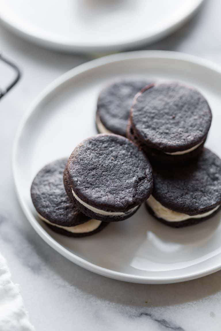 Homemade Oreo Cookies Recipe - Delish Knowledge