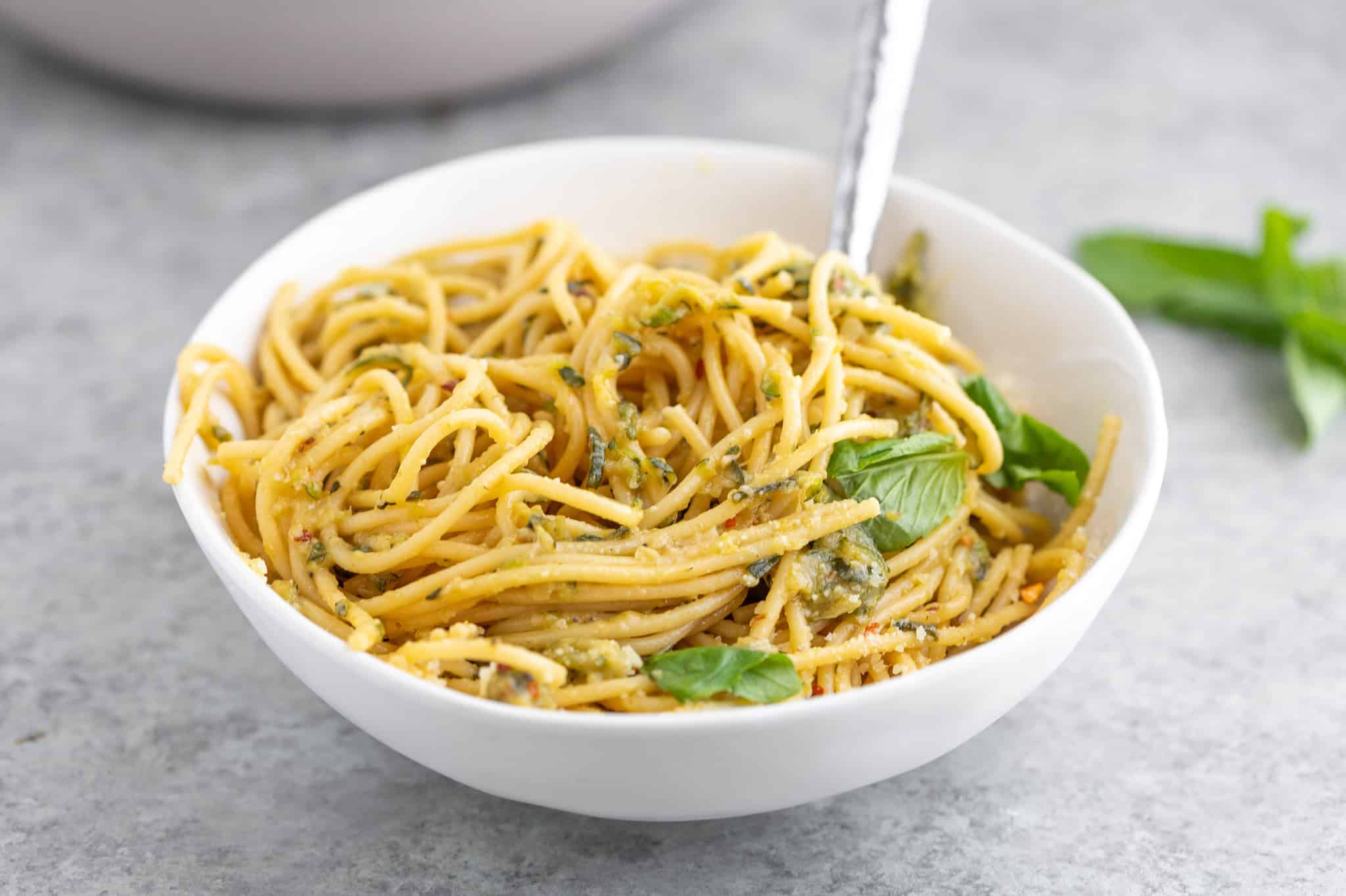 Zucchini Pasta - Delish Knowledge