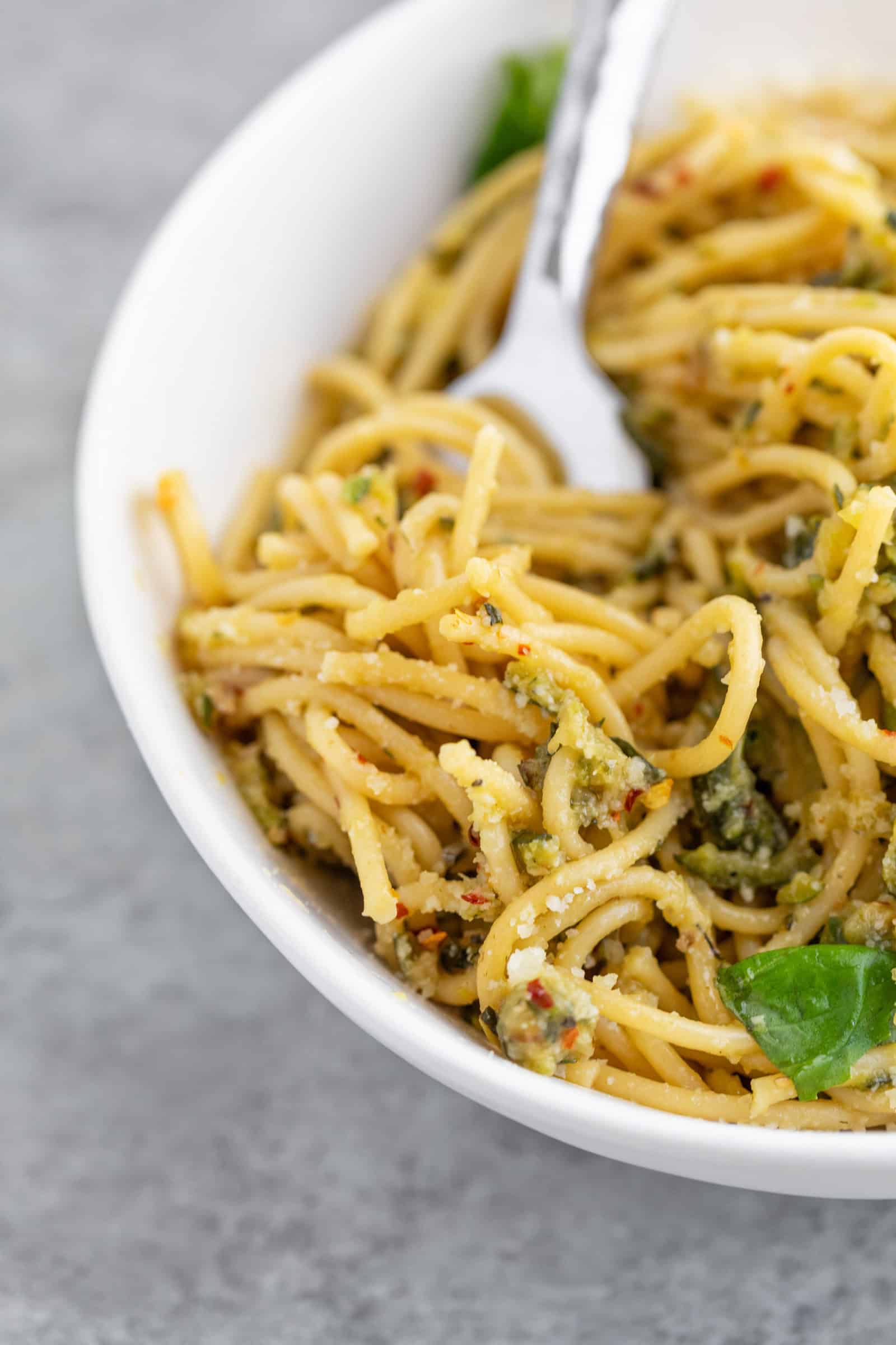Zucchini Pasta - Delish Knowledge