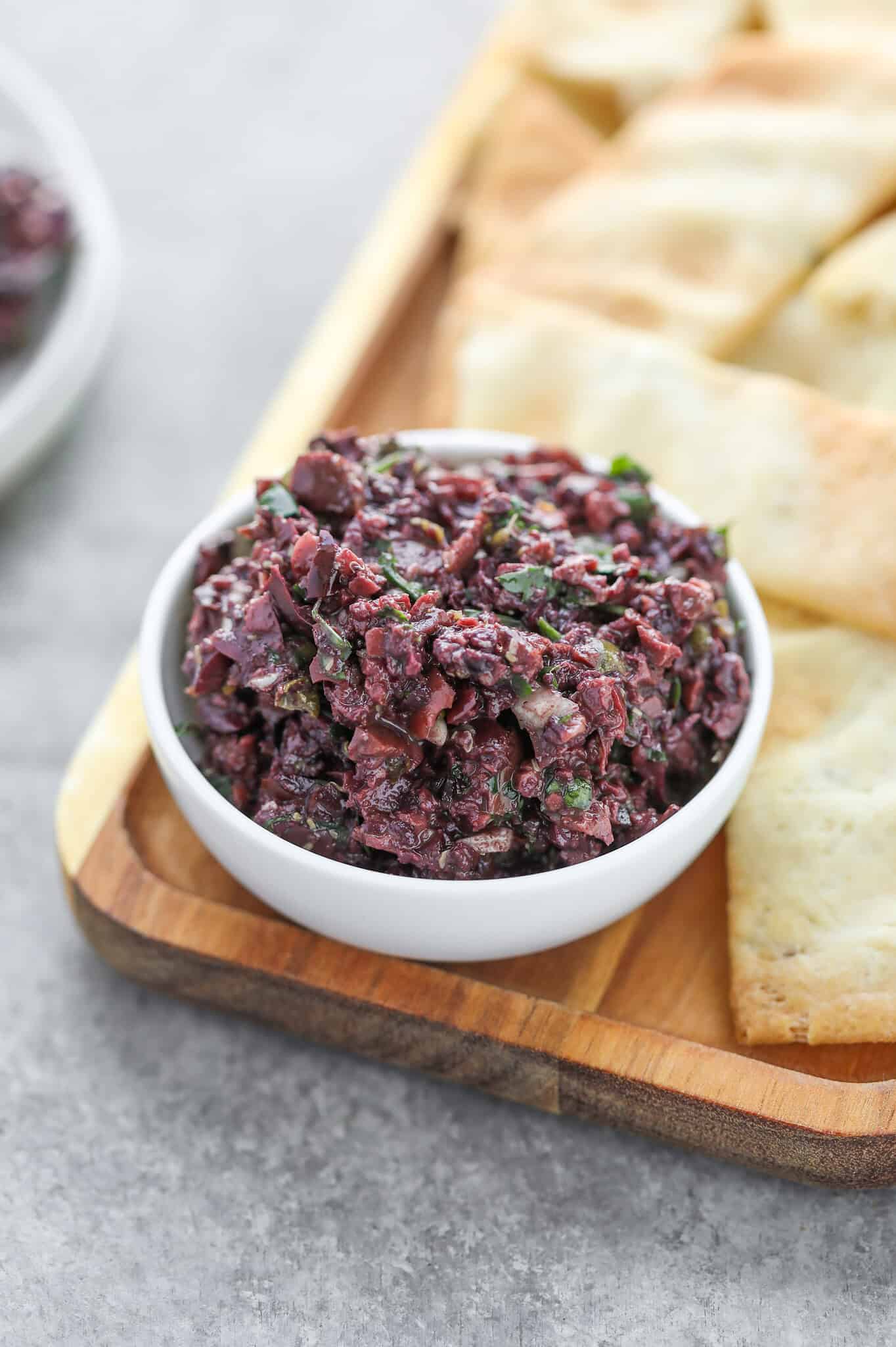 Easy Olive Tapenade (5 Minute Appetizer!) - Delish Knowledge